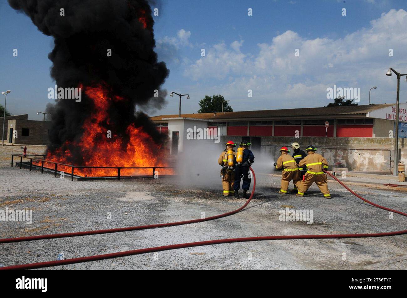 Firefighting media hi-res stock photography and images - Alamy