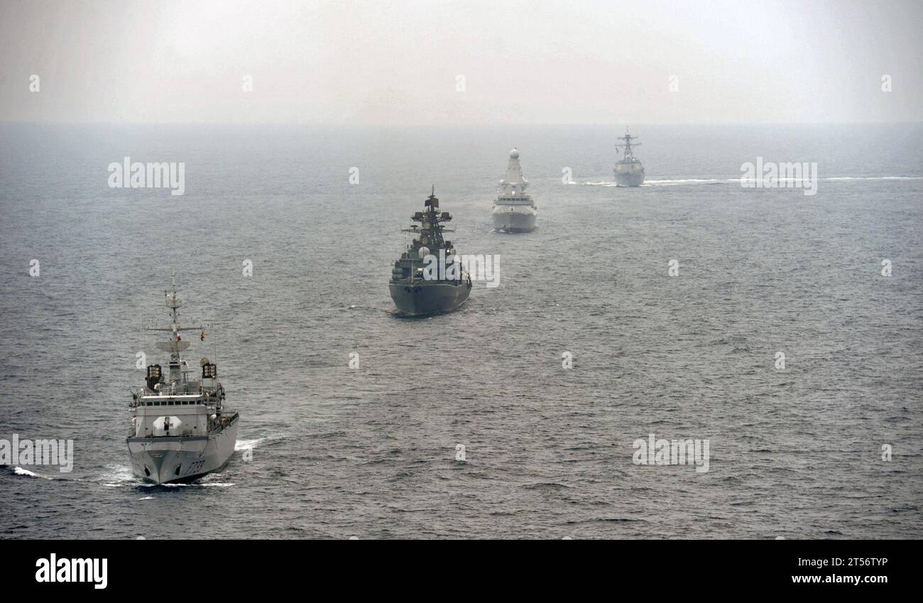 (D 33), (DD 650), (DDG 95), (F 733), communication, destroyer, France ...