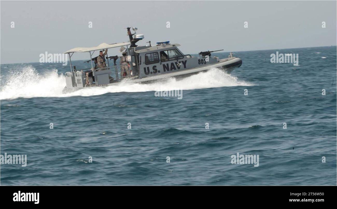 Us navy sea ark security boat hi-res stock photography and images - Alamy
