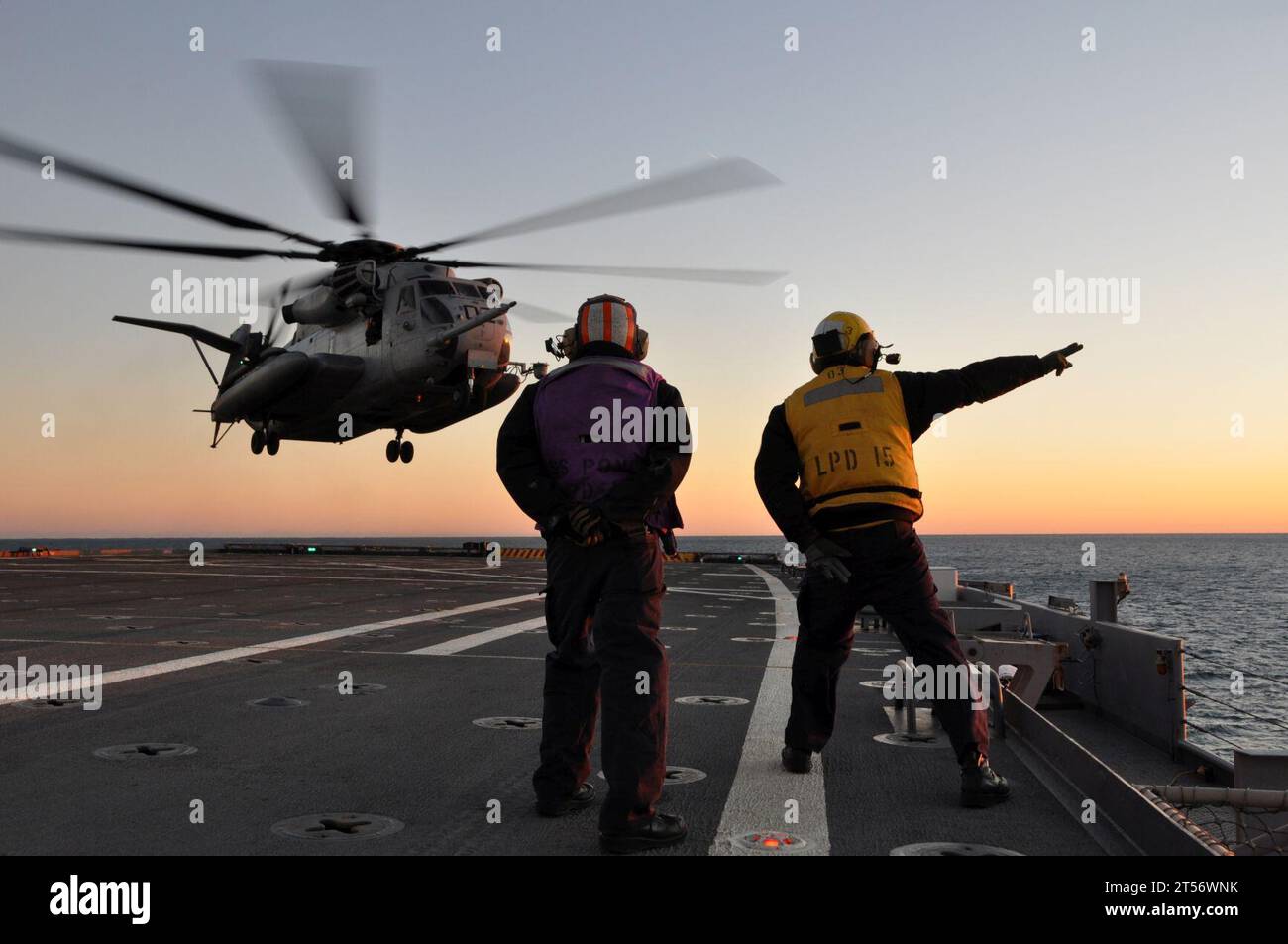 U s marine corps aav hi-res stock photography and images - Alamy