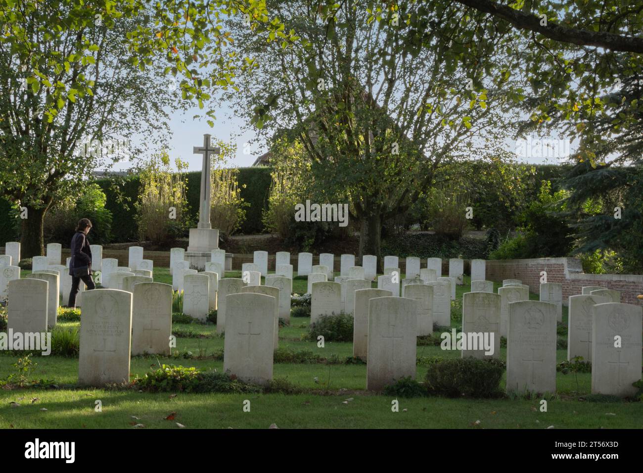 The Hermies British WW1 cemetery and its Great Cross in Hermies village ...