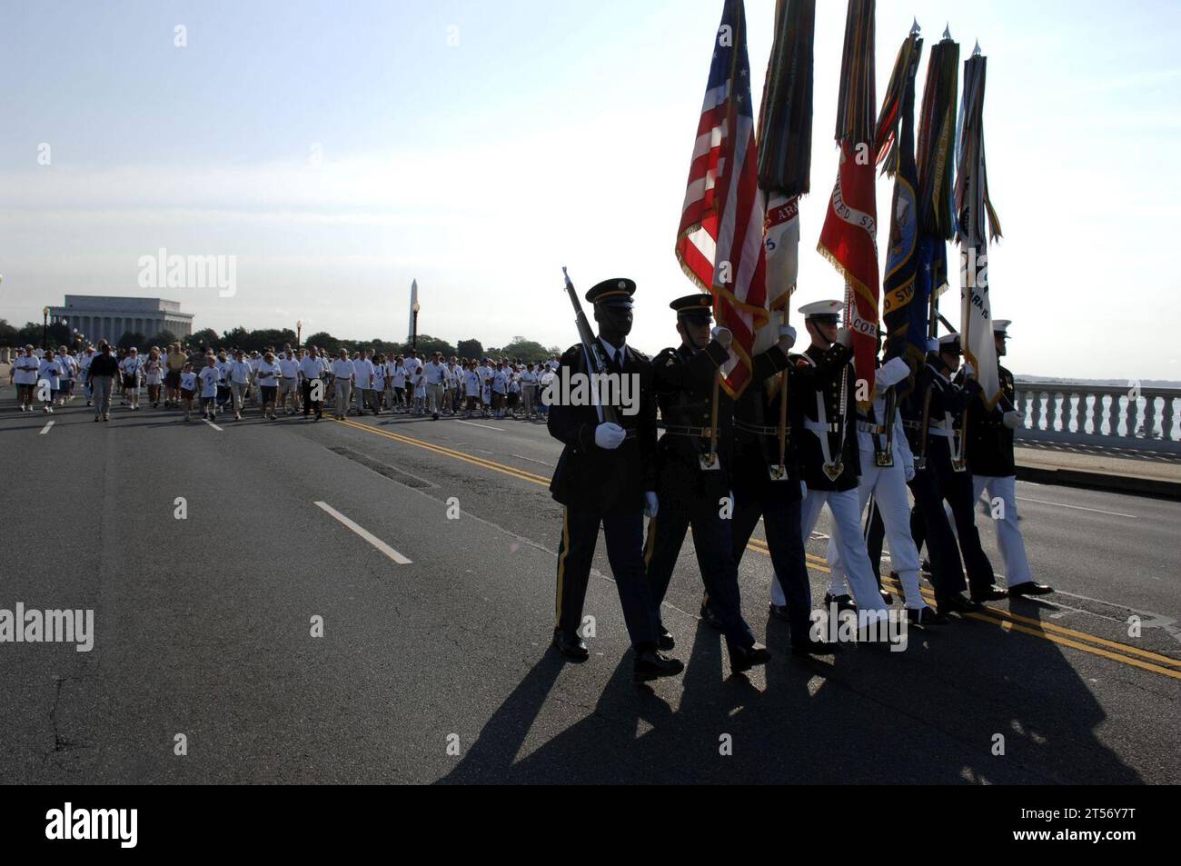 Military color guard hi-res stock photography and images - Alamy