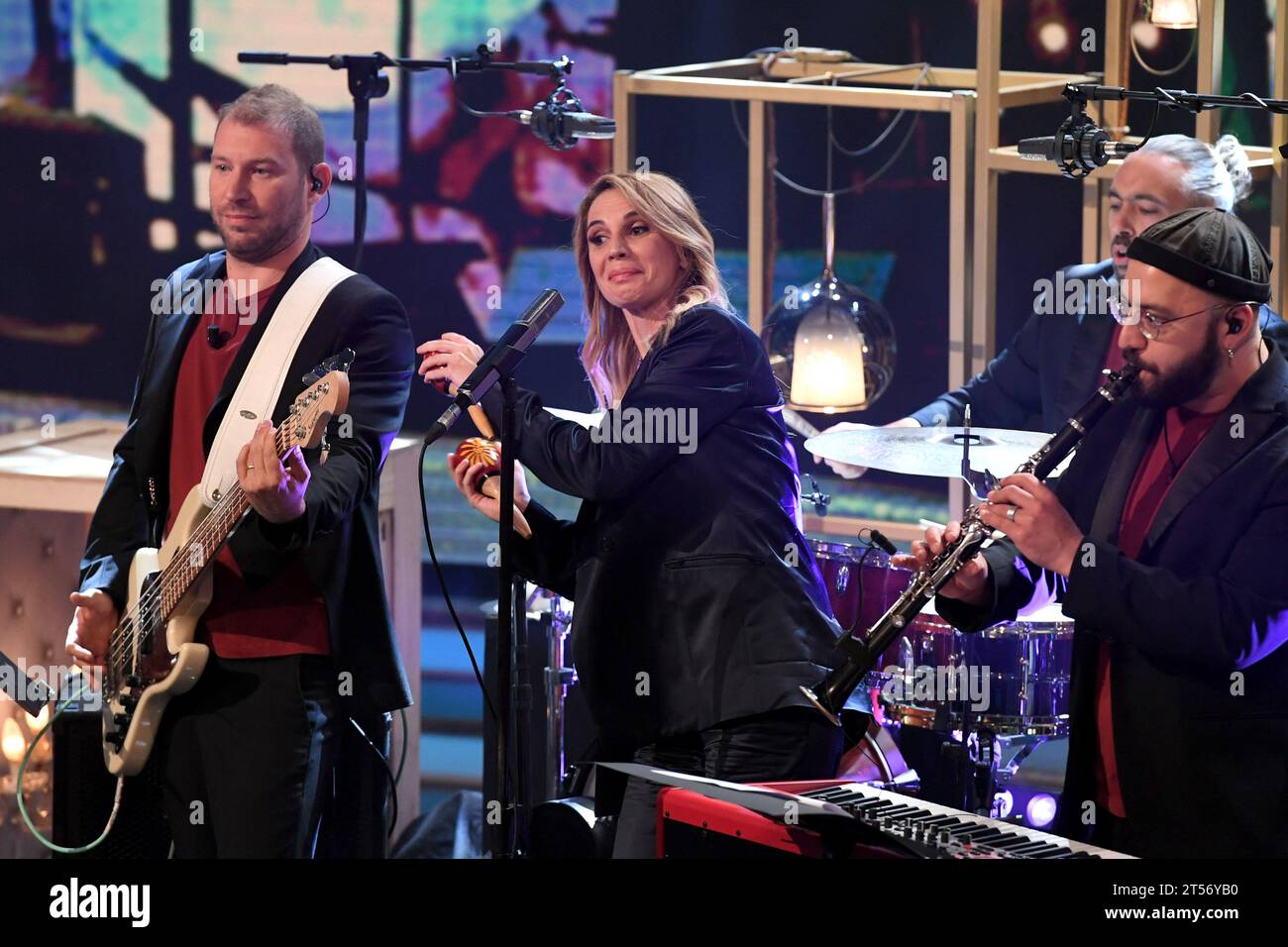 Milan, TV broadcast "Splendida cornice" - Emanuela Fanelli, Nicola ...