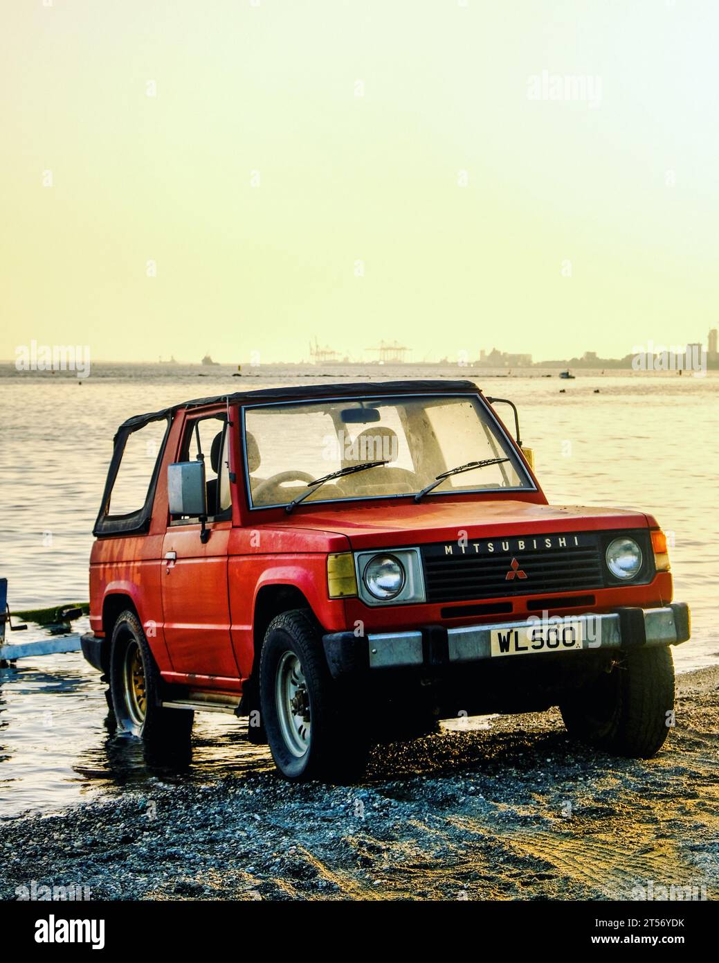 Mitsubishi shogun mk1 hi-res stock photography and images - Alamy