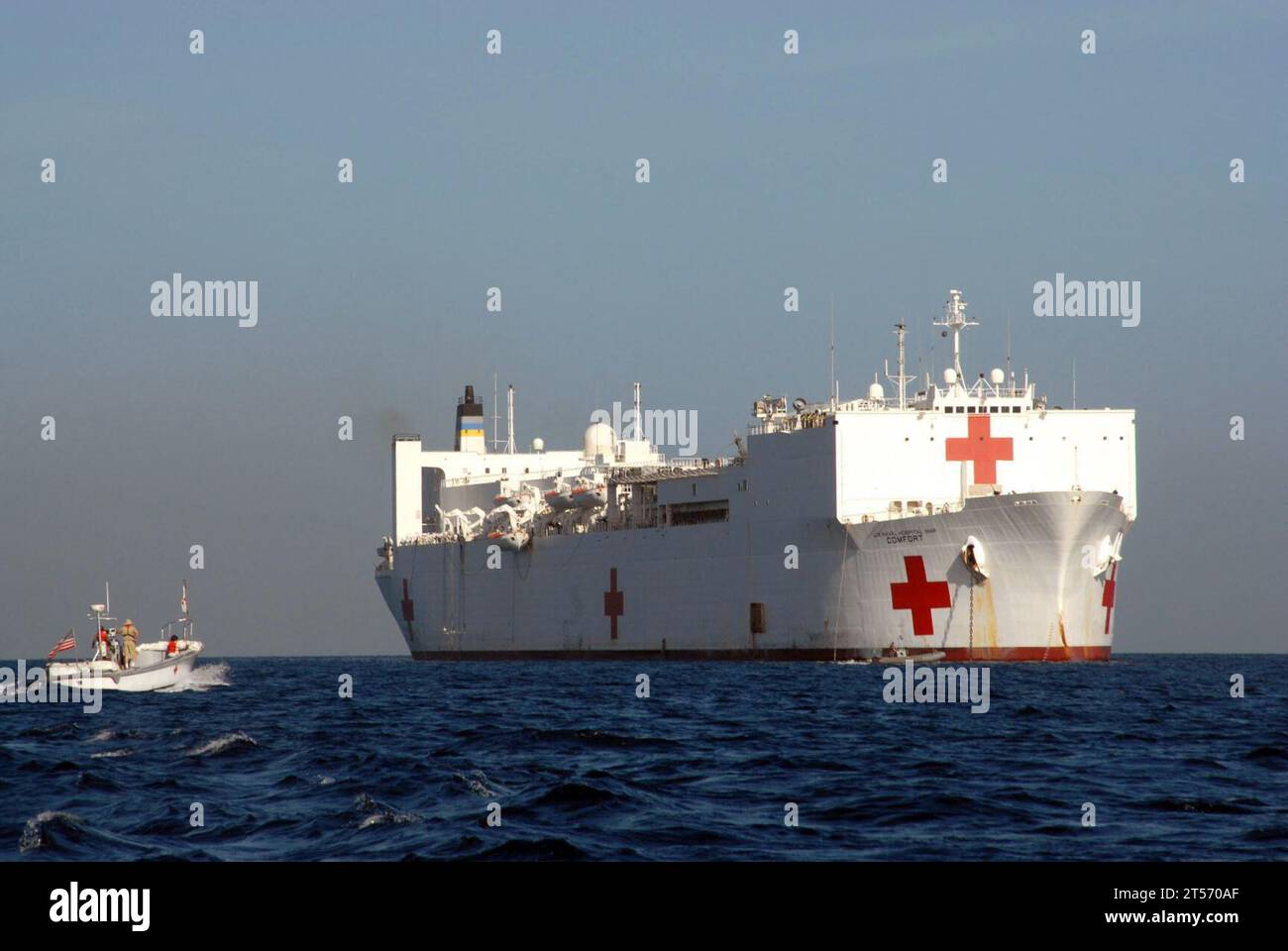 US Navy A utility boat approaches Military Sealift Command hospital ...