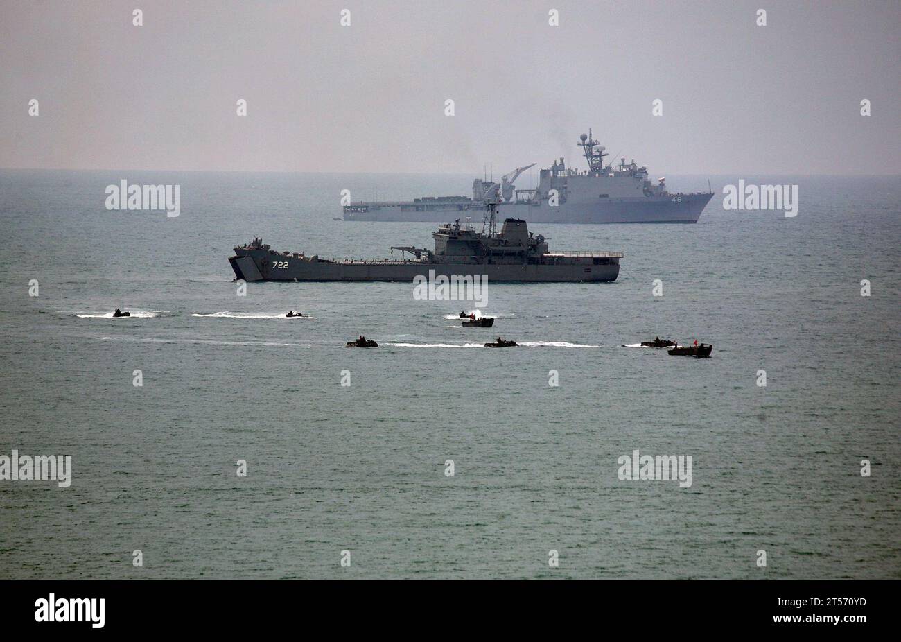 US Navy Amphibious assault vehicles from the forward-deployed ...