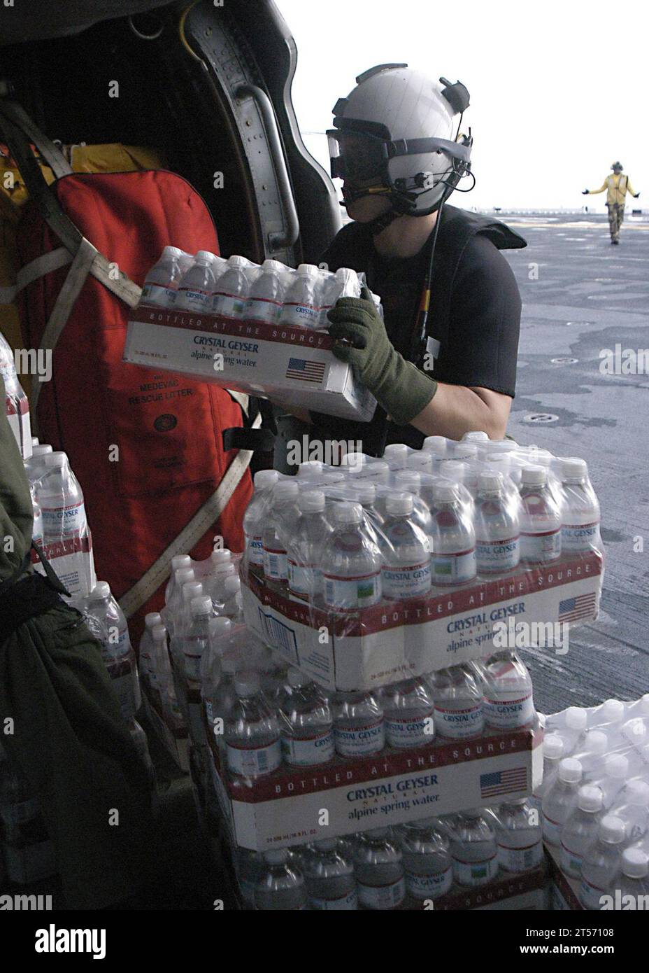 US Navy An aircrew Sailor on board multi-purpose amphibious assault ...