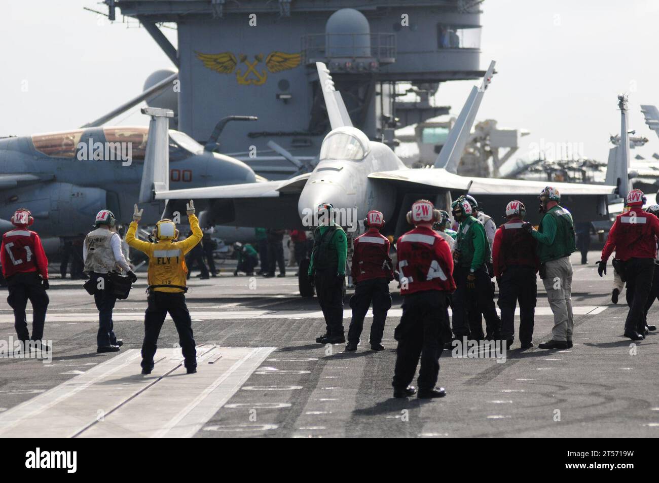 US Navy An F18E Super Hornet assigned to Strike Fighter Squadron (VFA ...
