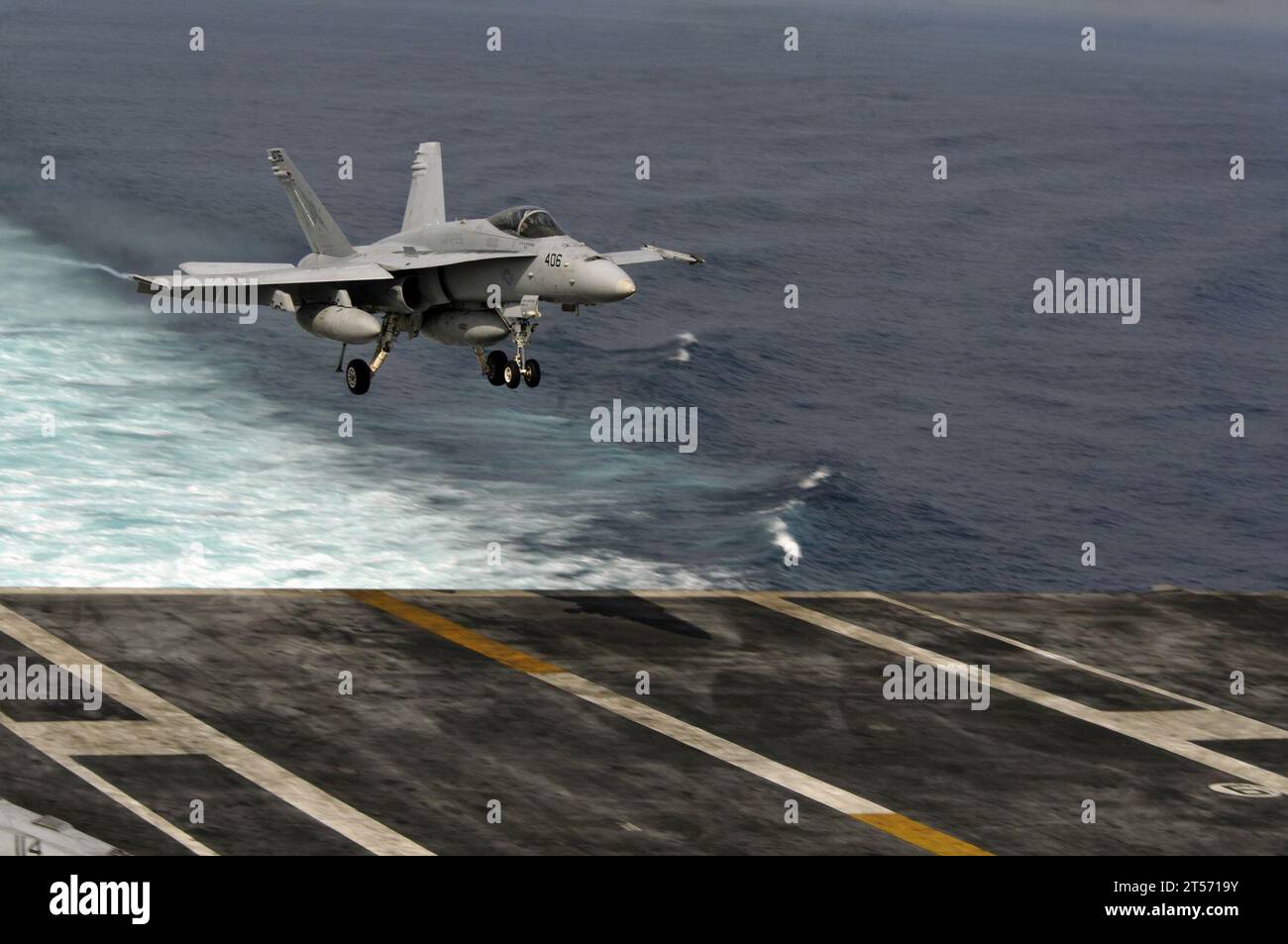 US Navy An F18C Hornet, assigned to Strike Fighter Squadron (VFA) 25 ...