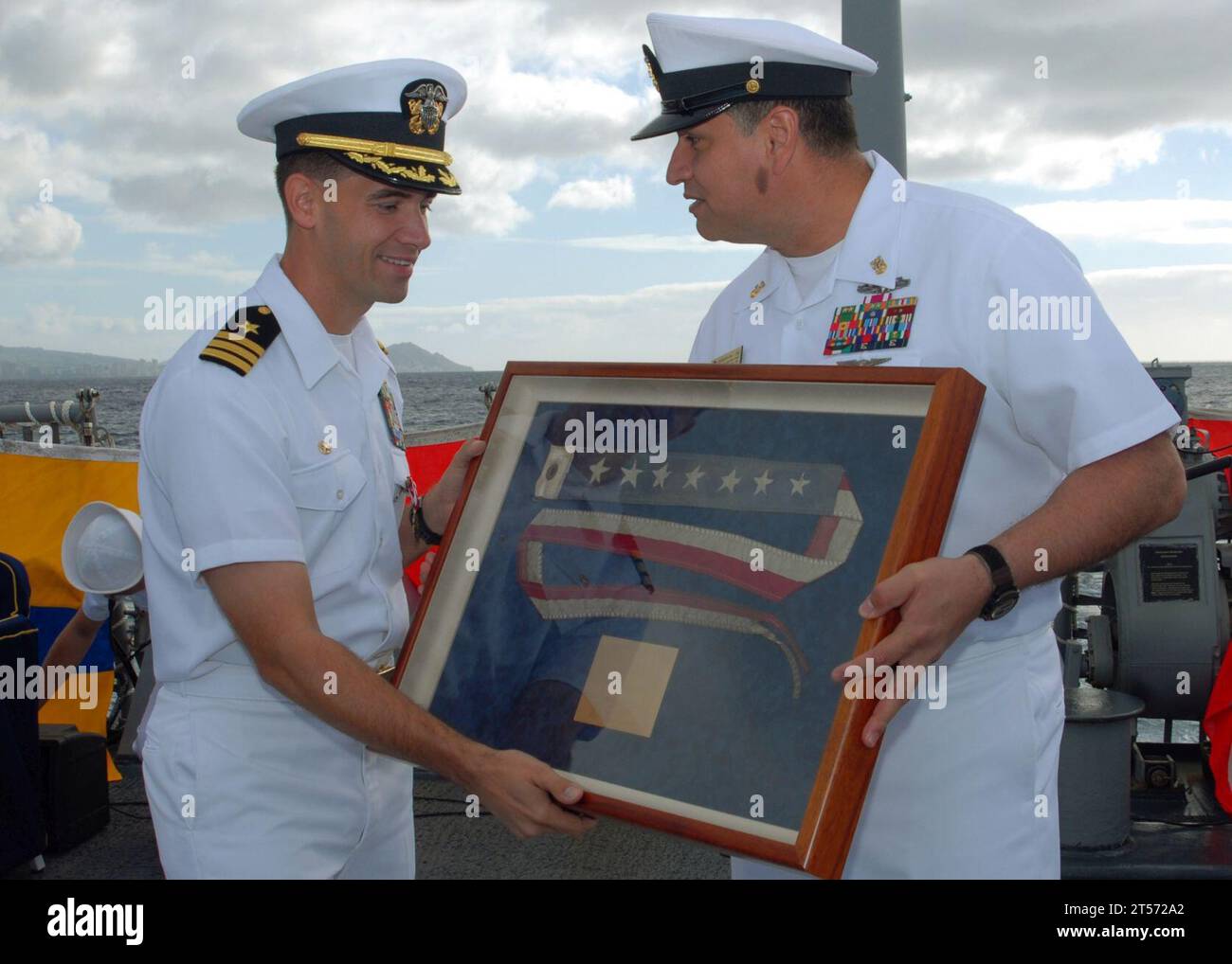 US Navy Arleigh Burke-class guided-missile destroyer USS Russell (DDG ...