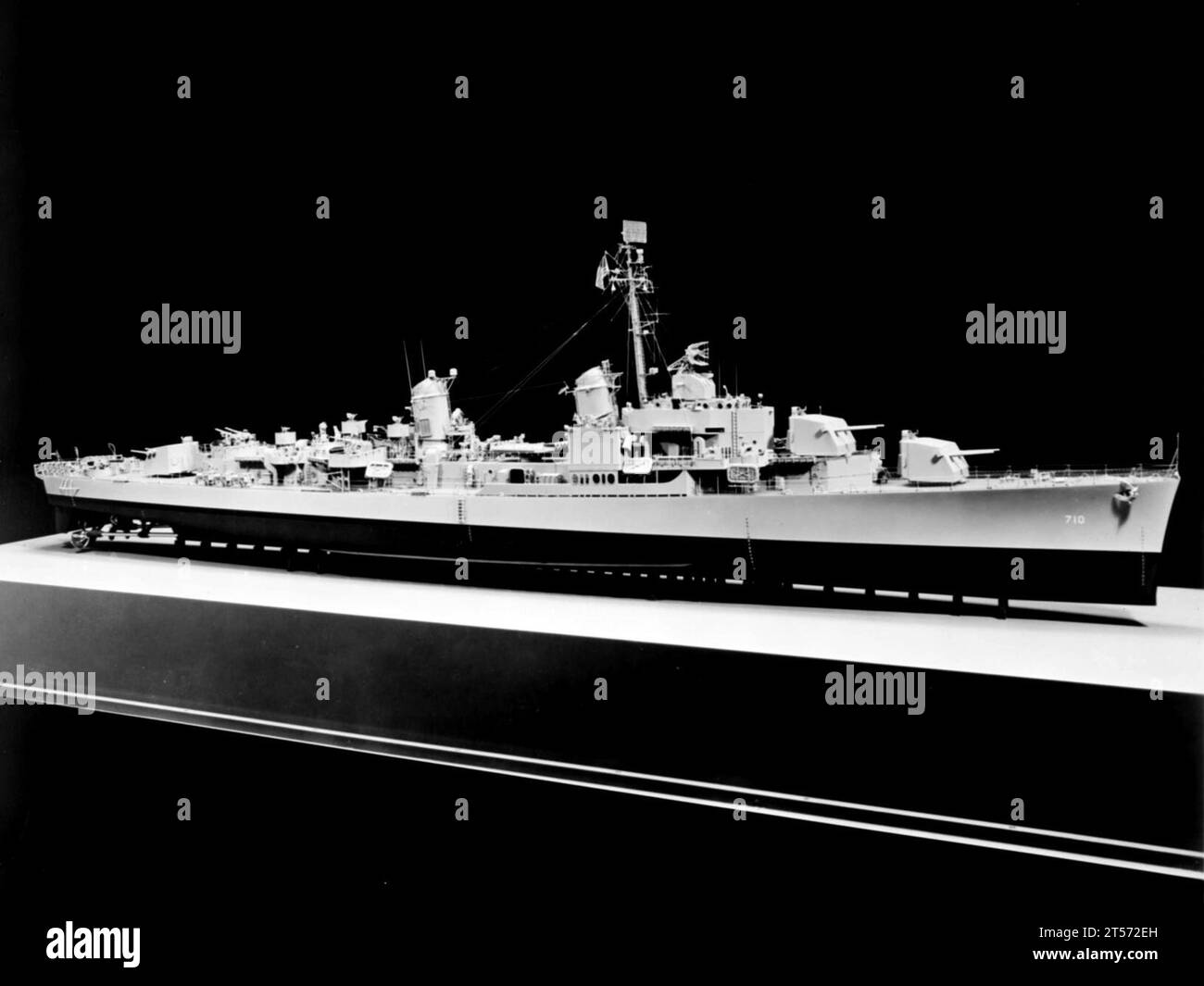 US Navy Bureau of Ships model of USS Gearing (DD-710) c1945.jpg Stock ...