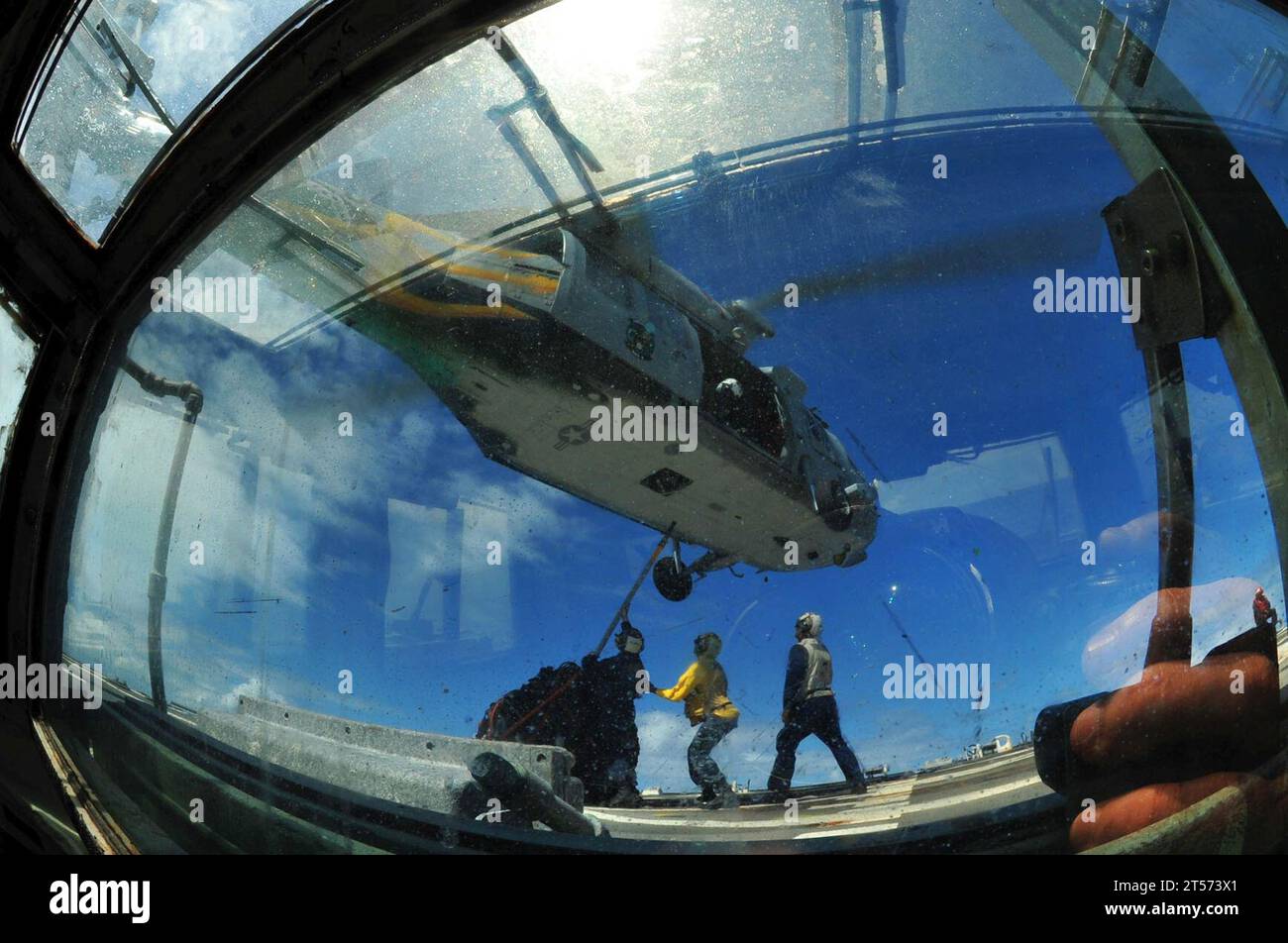US Navy Flight deck personnel aboard the Arleigh Burke-class guided ...