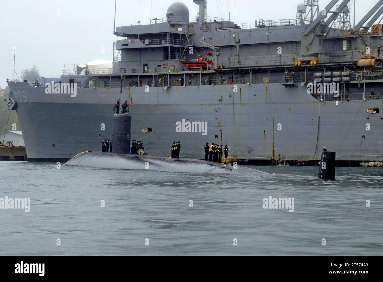 US Navy he Los Angeles-class attack submarine USS Columbia (SSN 771 ...