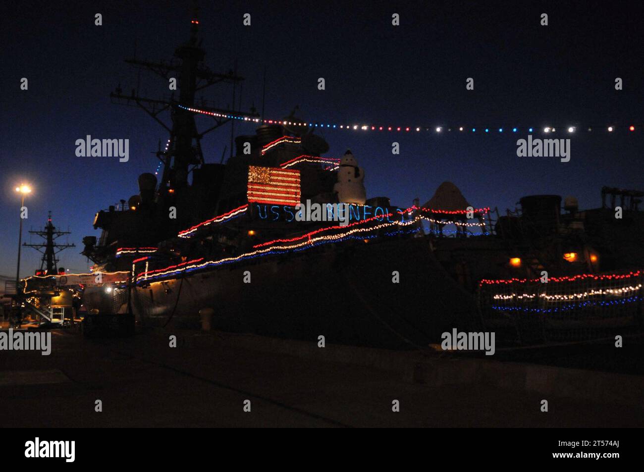 US Navy he guided-missile destroyer USS Benfold (DDG 65) displays its ...