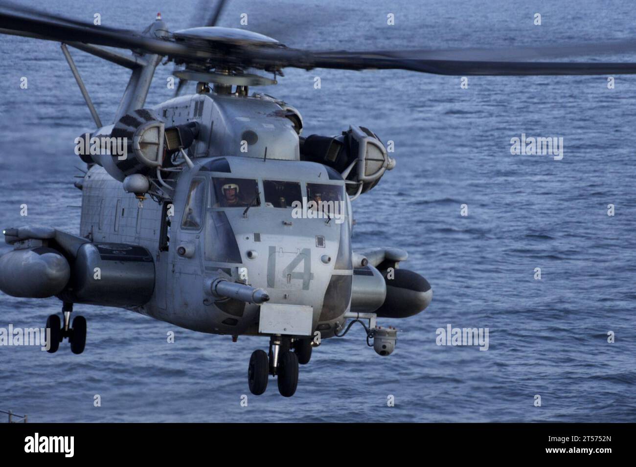 US Navy Marines assigned to Marine Heavy Helicopter Squadron (HMH) 466 ...
