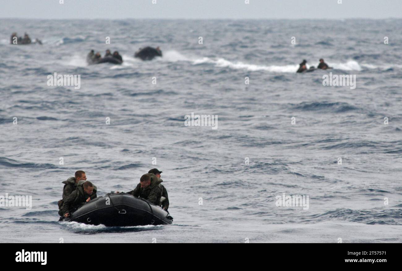 US Navy Marines assigned to the 31st Marine Expeditionary Unit (31st ...