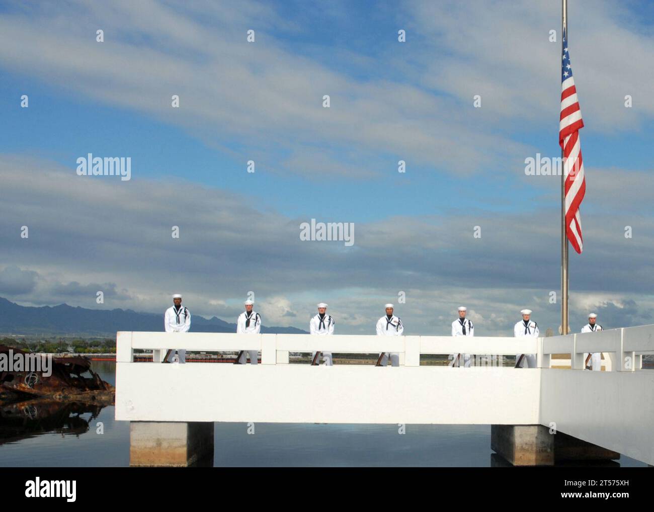 US Navy Members of the Navy Region Hawaii Ceremonial Guard stand at ...