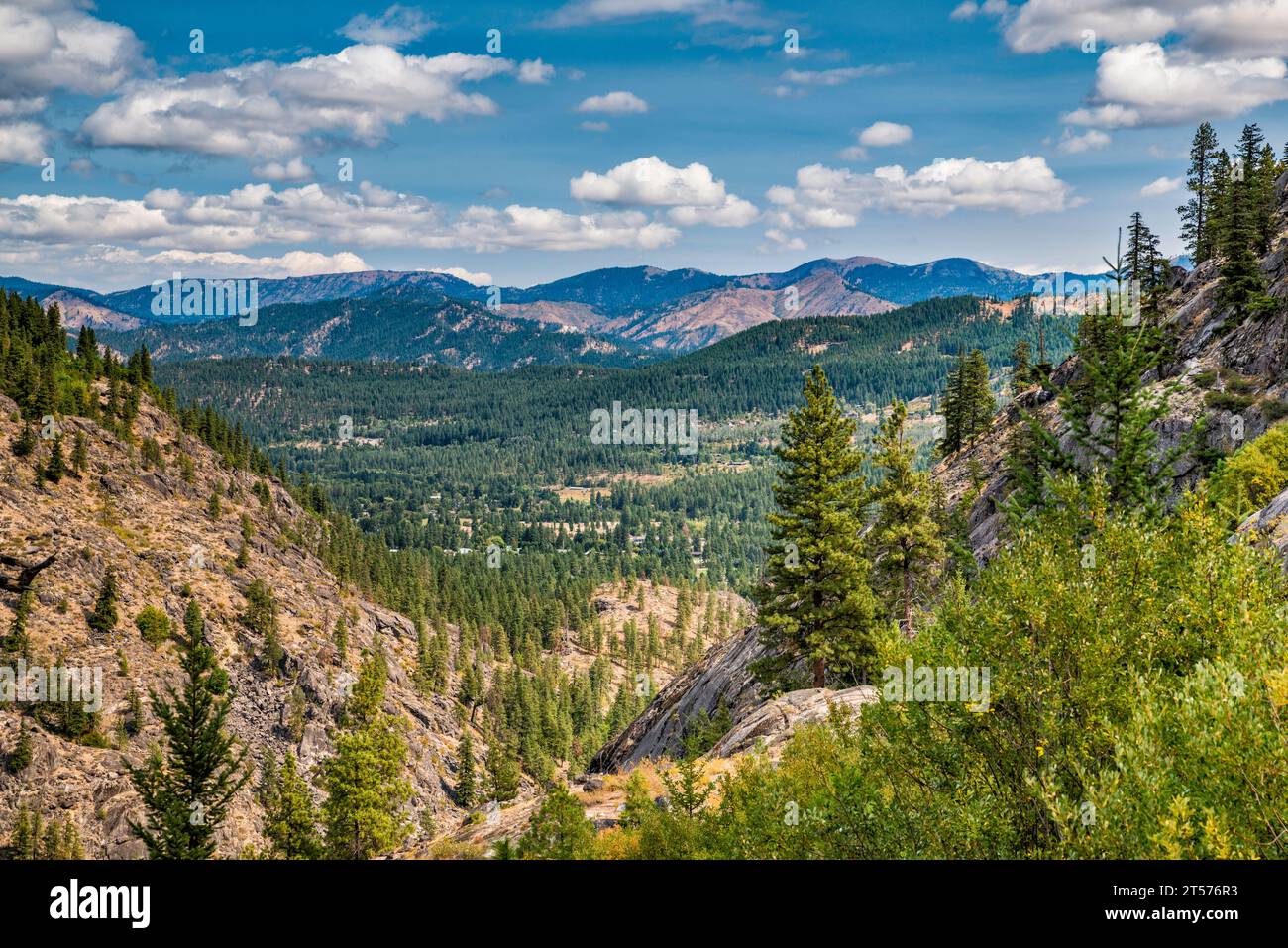 Entiat mountain range hi-res stock photography and images - Alamy