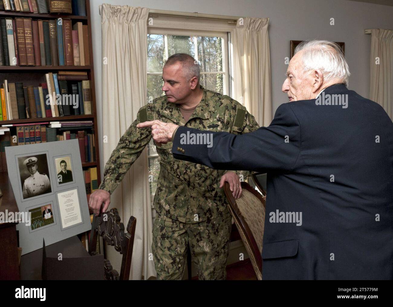 US Navy Retired Navy Stock Photo - Alamy