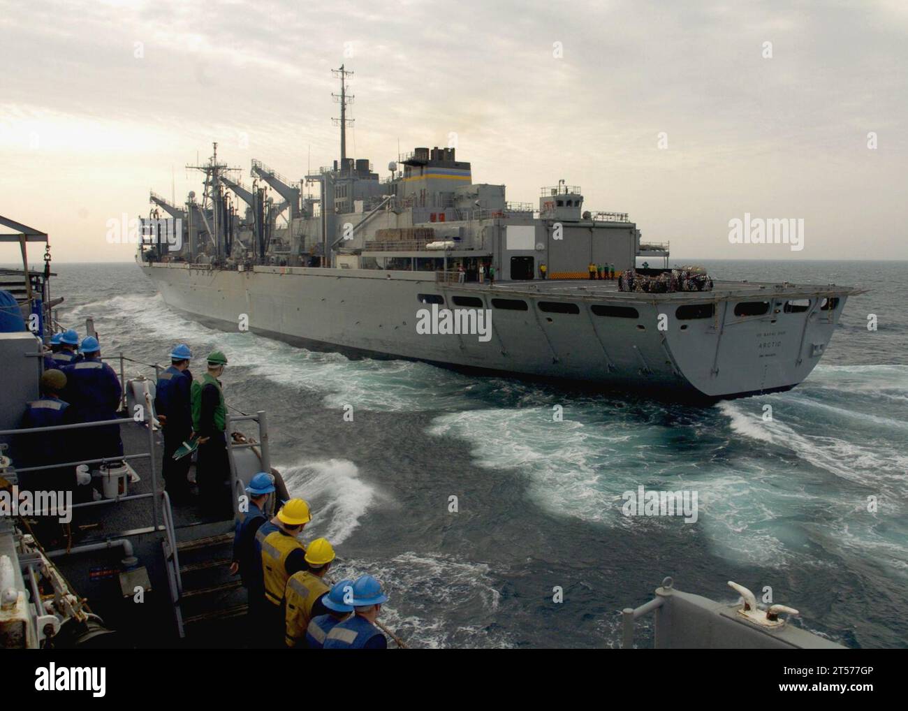 US Navy Sailors aboard the amphibious transport dock USS Cleveland (LPD ...