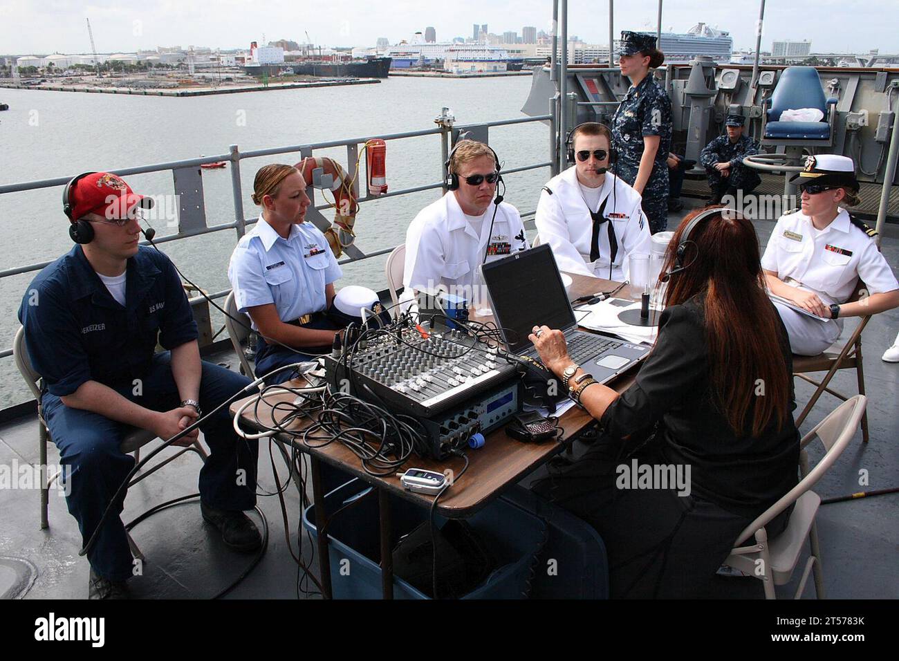 Radio talk show host joyce kaufman hi-res stock photography and images ...