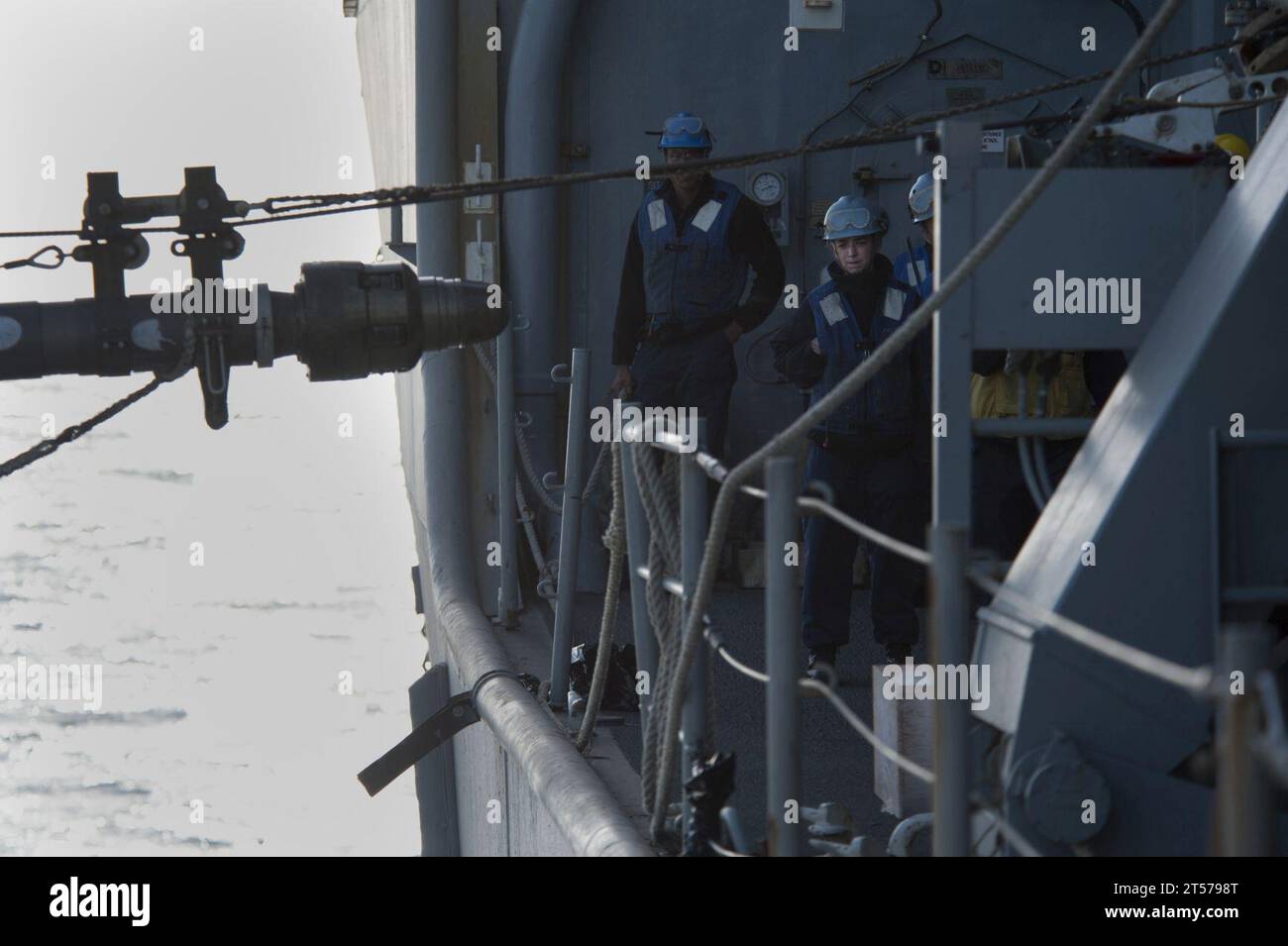 US Navy Sailors from the deck department of the amphibious dock landing ...