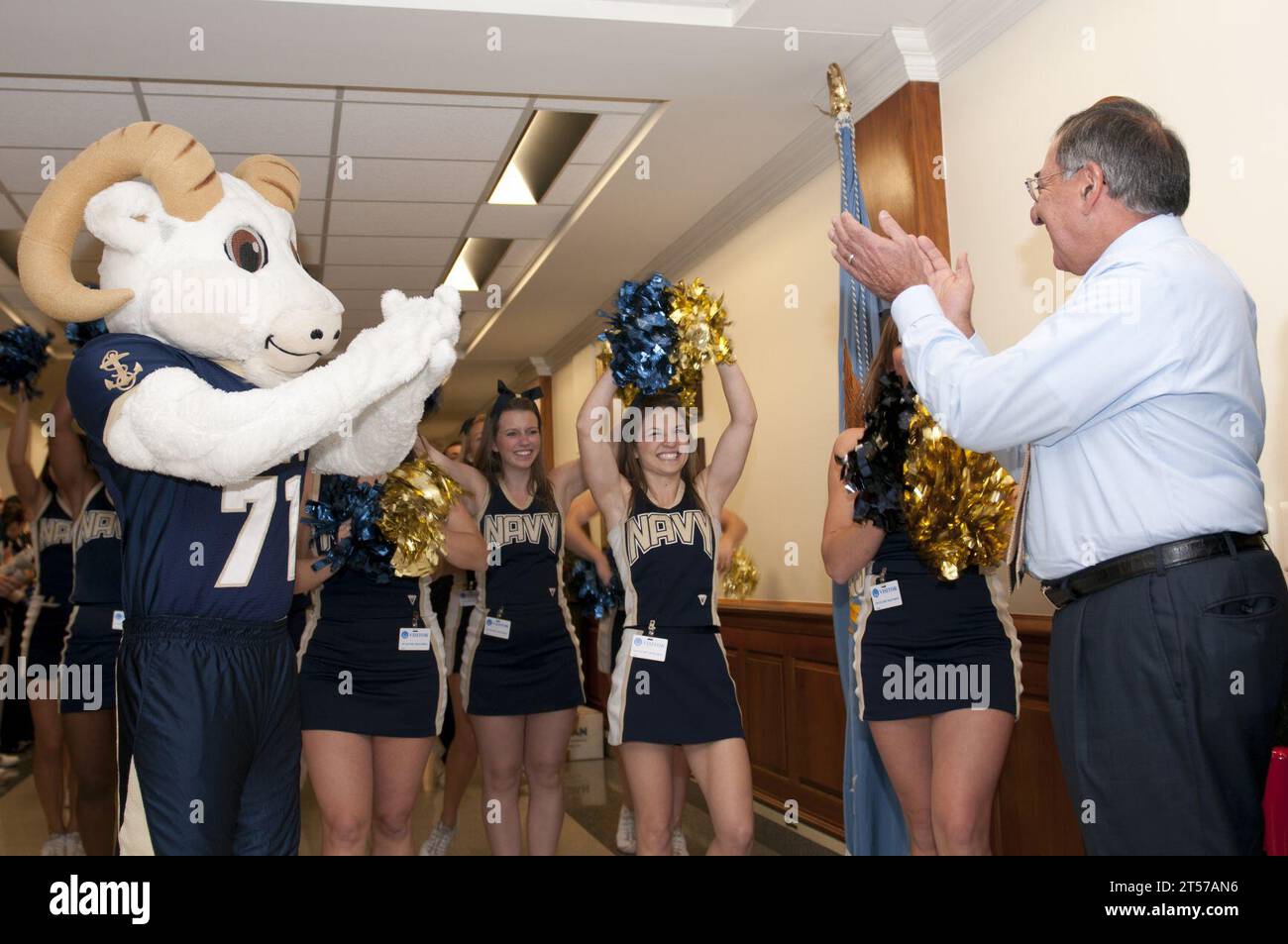 Naval academy goat mascot hi-res stock photography and images - Alamy