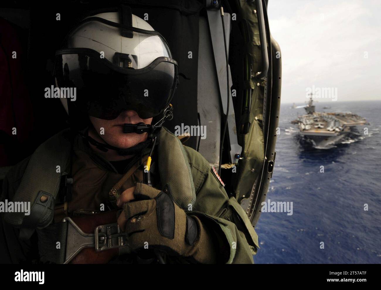 US Navy Senior Chief Stock Photo - Alamy