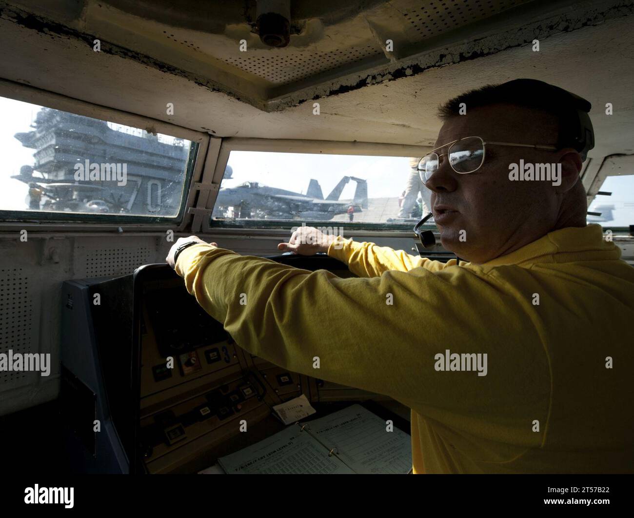 US Navy Shooter Stock Photo - Alamy