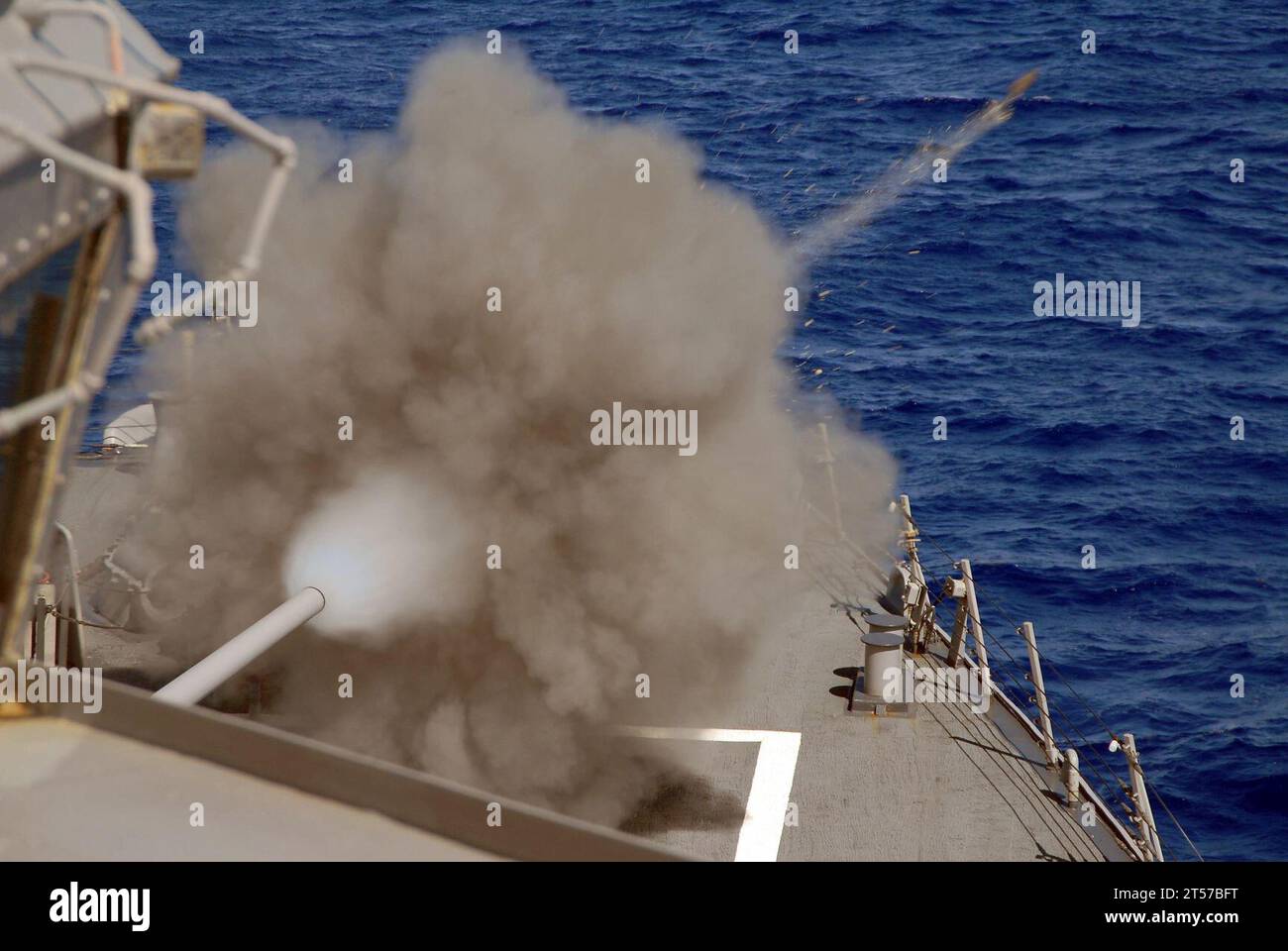 US Navy The Arleigh Burke-class guided missile destroyer USS Stout (DDG ...