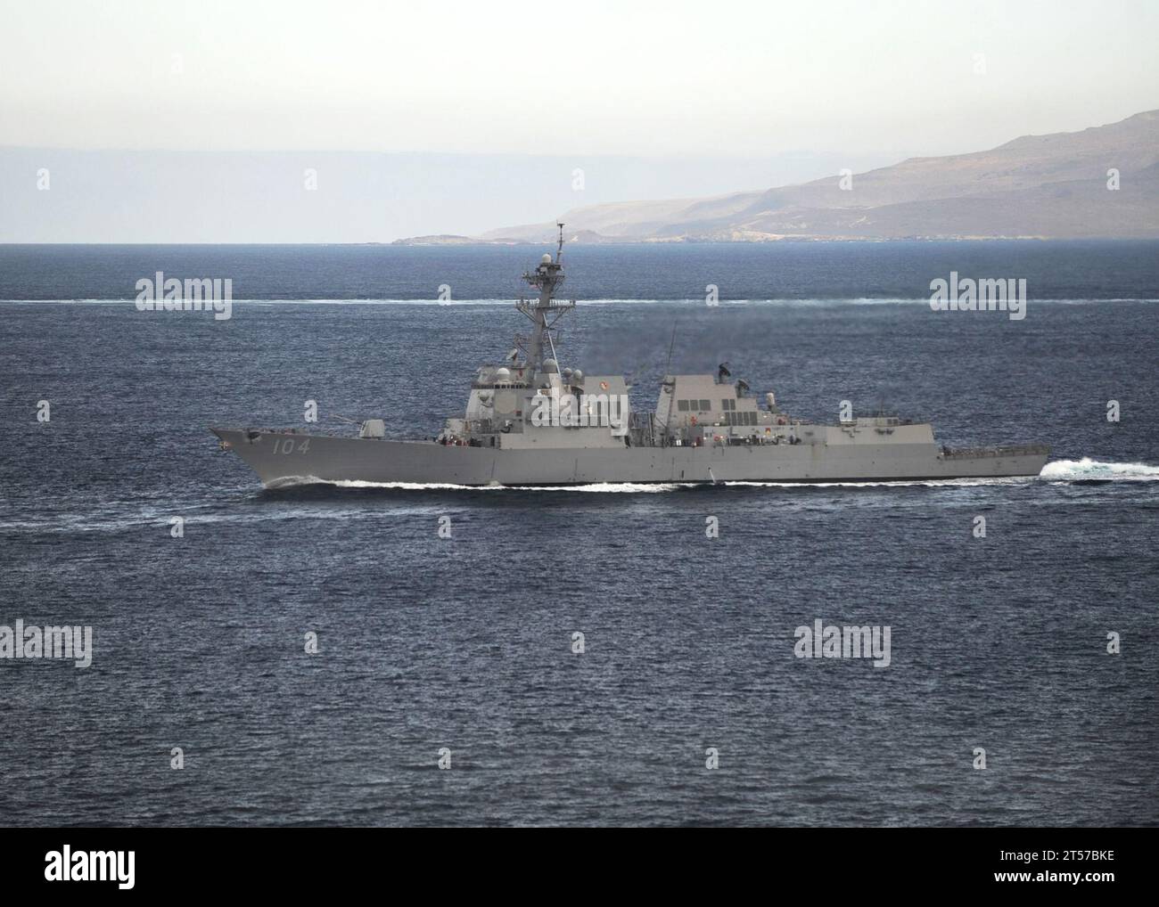 US Navy The Arleigh Burke-class guided-missile destroyer USS Sterett ...