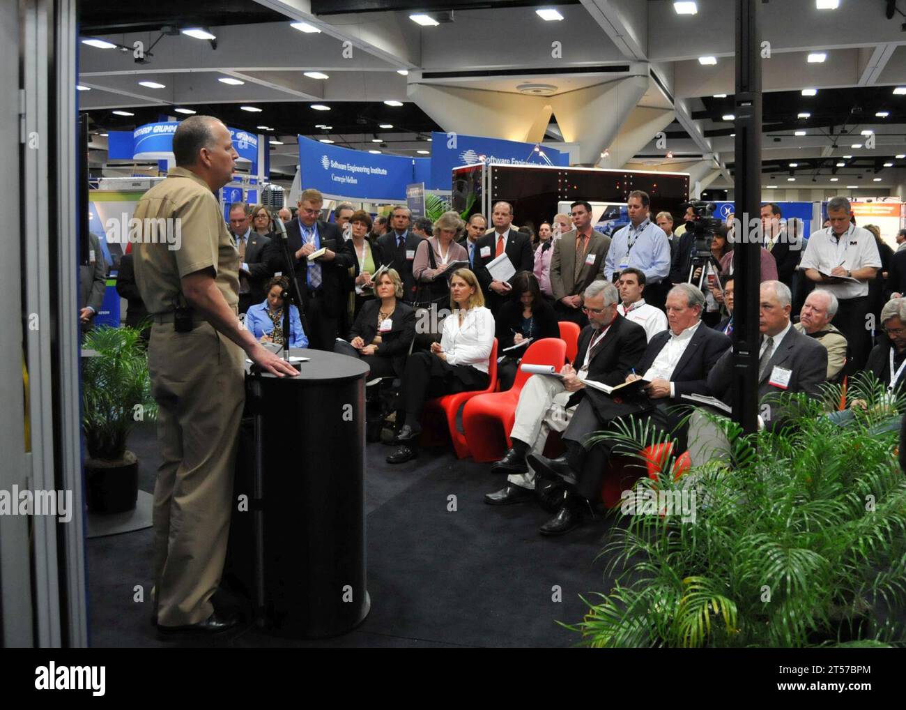 Space and navy warfare systems command hi-res stock photography and ...