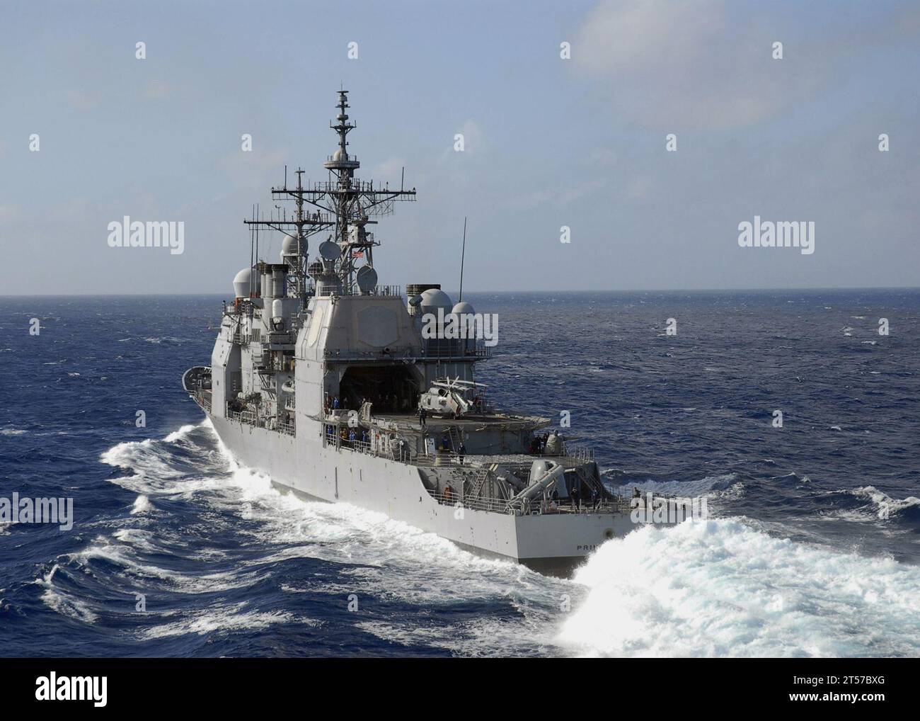 US Navy The guided-missile cruiser USS Princeton (CG 59) moves off ...