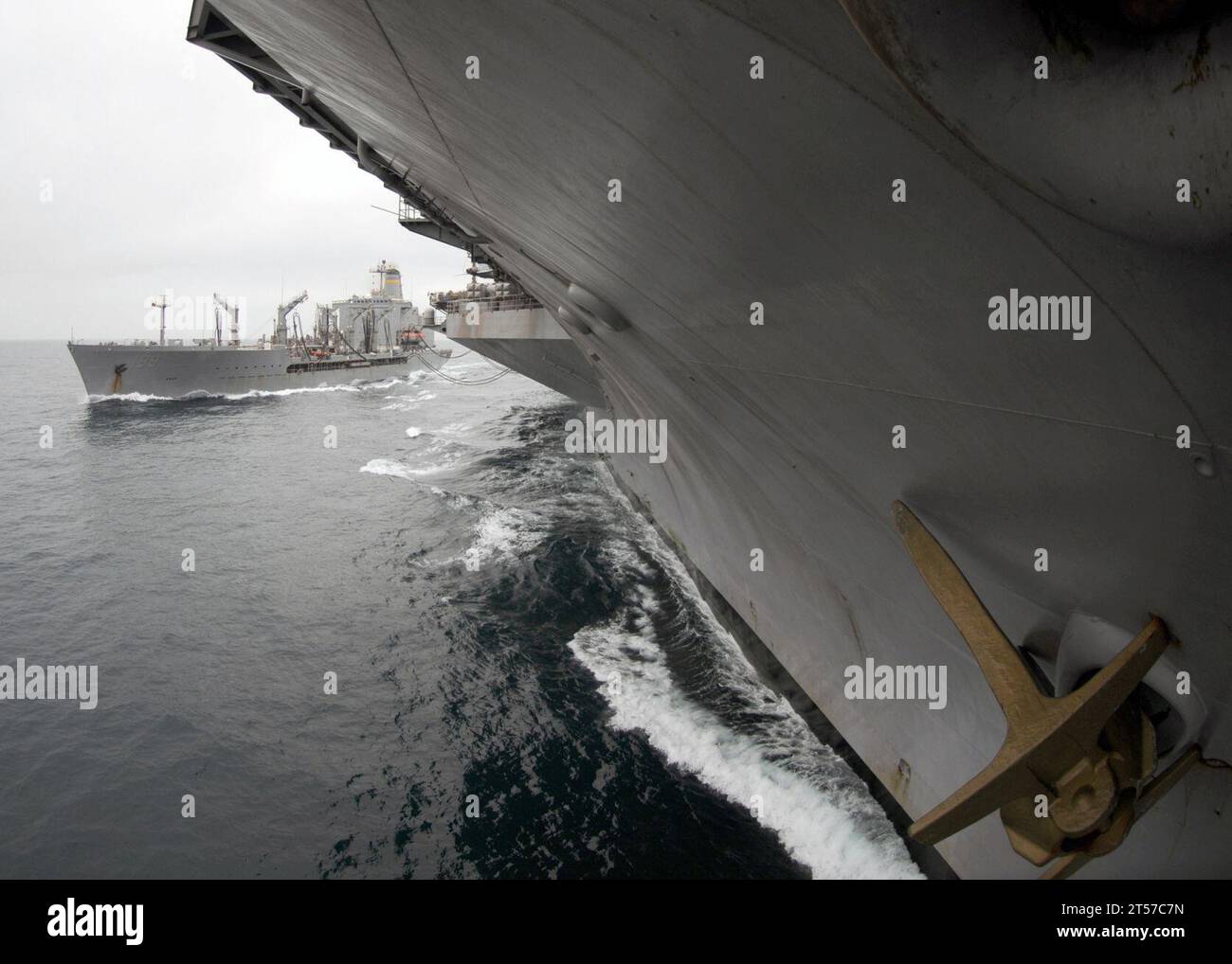 US Navy The Military Sealift Command fleet replenishment oiler USNS ...