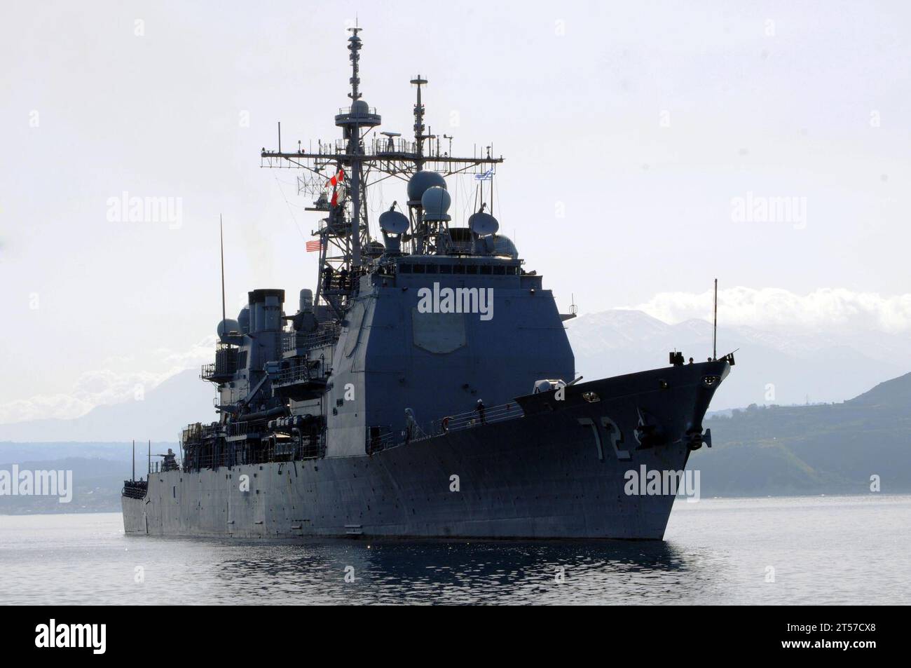 US Navy The Ticonderoga-class guided-missile cruiser USS Vella Gulf (CG ...