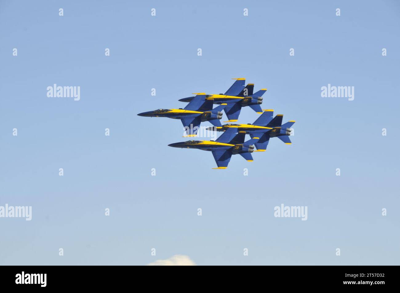 US Navy The U.S. Navy flight demonstration squadron, the Blue Angels ...