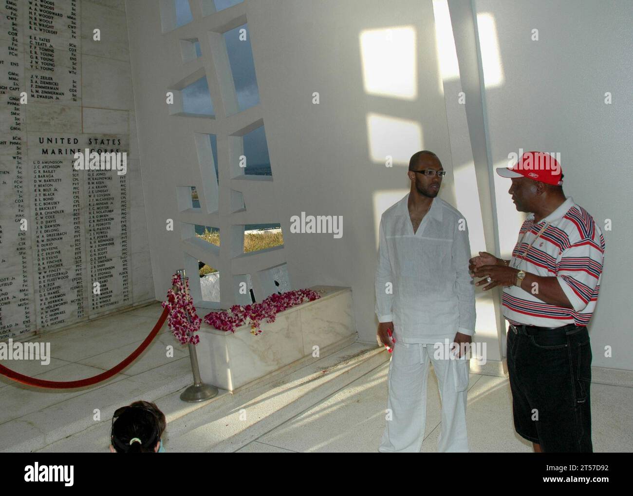 US Navy Torry Holt, a wide receiver for the St. Louis Rams and a member ...