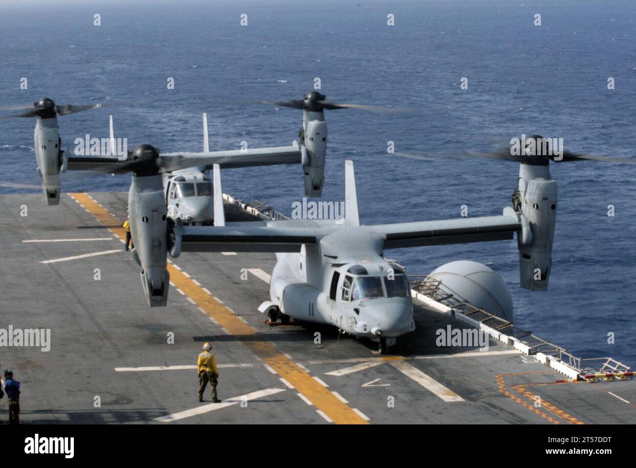 US Navy U.S. Marine Corps MV-22 Ospreys, assigned to Marine Medium Tiltrotor Squadron (VMM) 263 ...