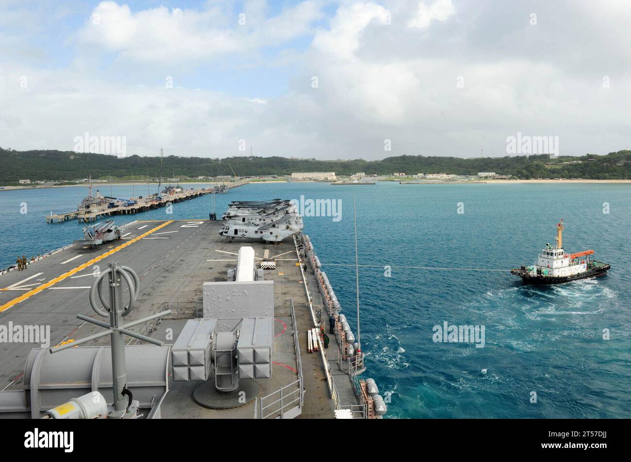Us Navy Uss Essex Pulls Into White Beach Naval Facility After Completing Amphibious Landing