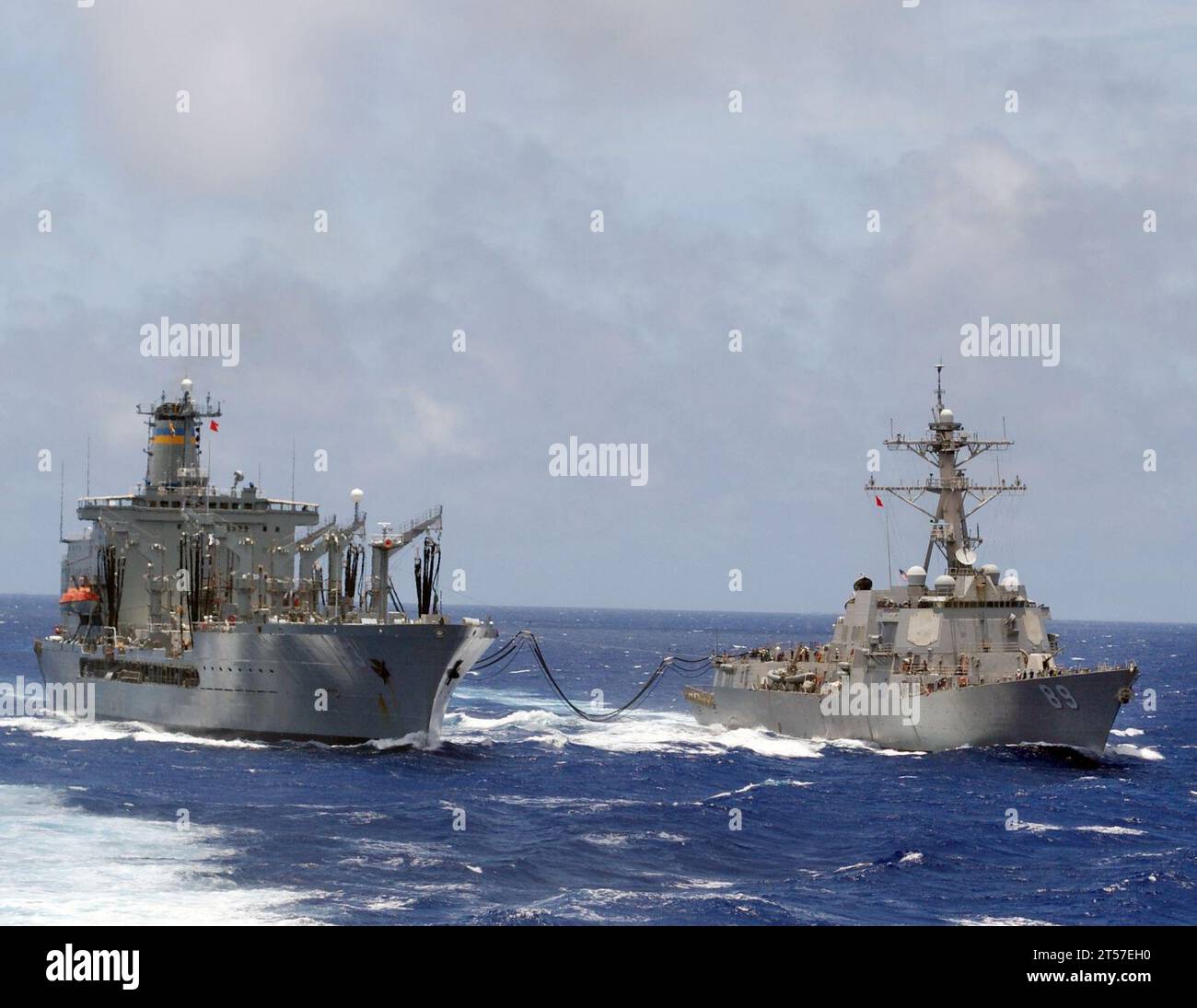 USNS Walter S. Diehl, USS Mustin (DDG 89 Stock Photo - Alamy
