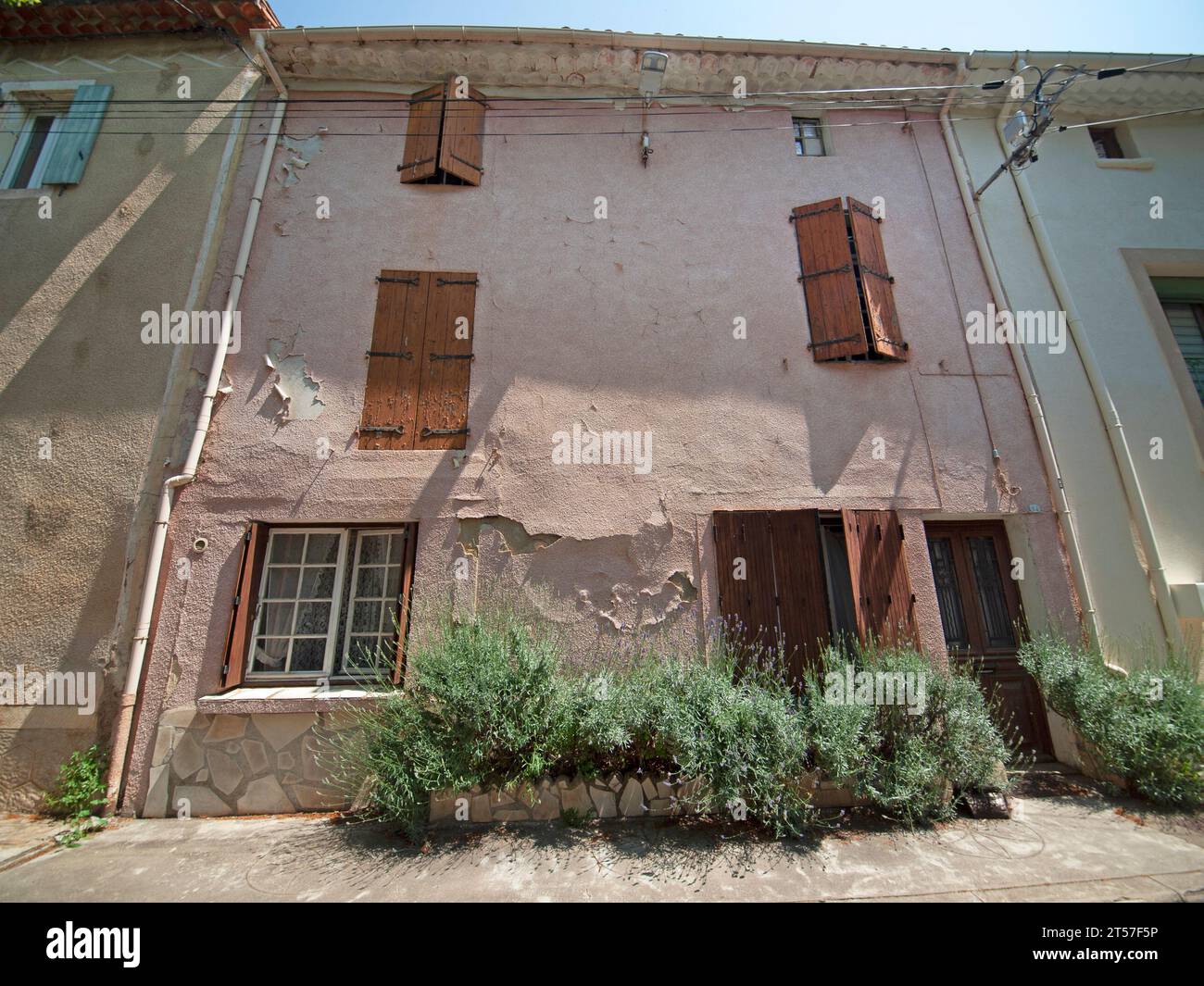 St chinian france hi-res stock photography and images - Alamy