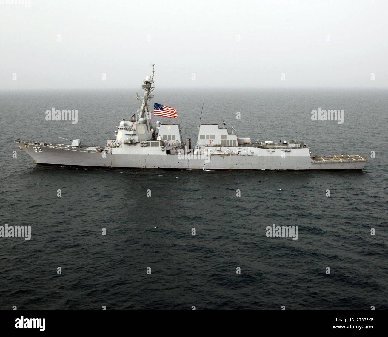 Uss james e williams ddg 95 hi-res stock photography and images - Alamy