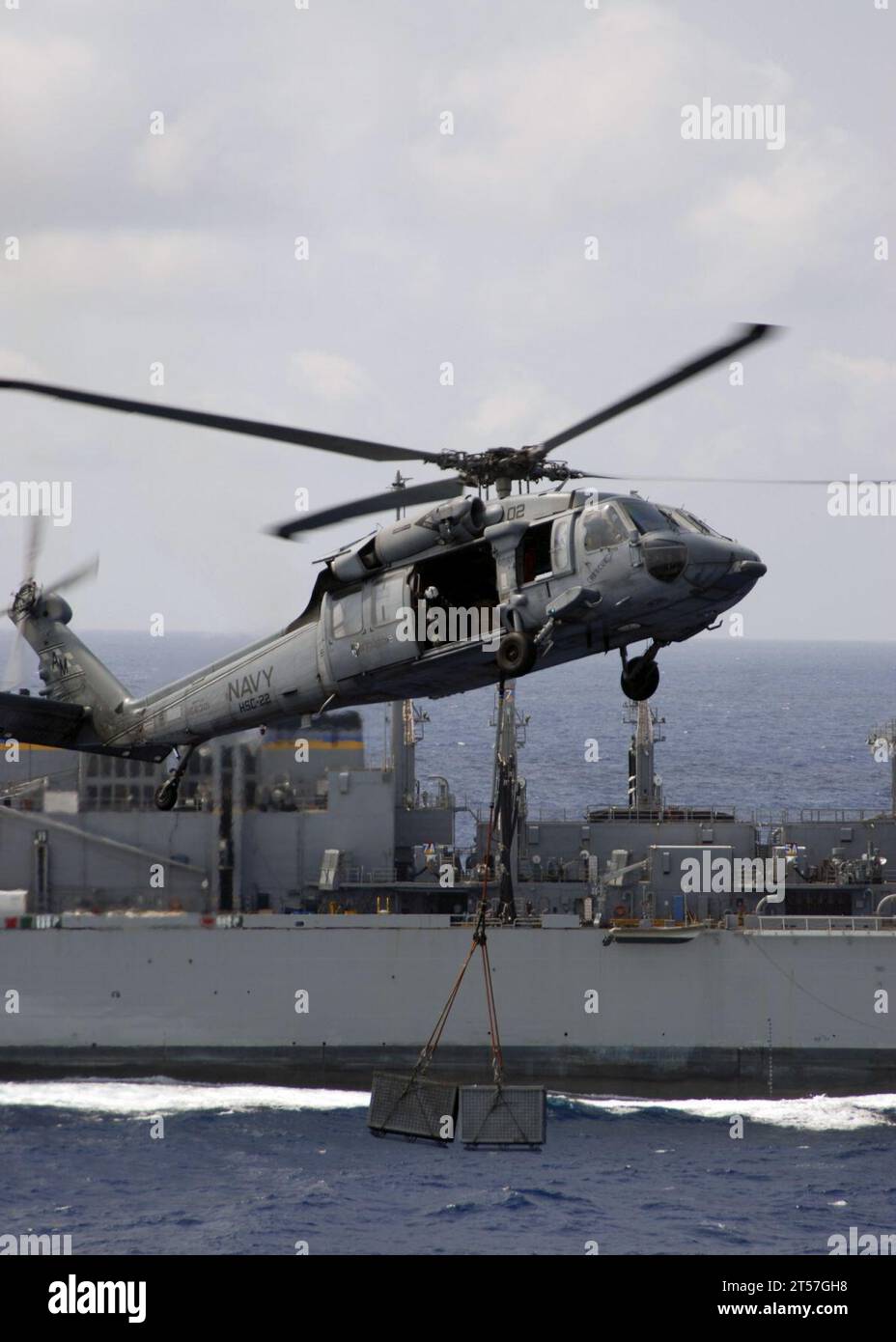 USS Theodore Roosevelt (CVN 71), Vertical Replenishment (VERTREP) with ...