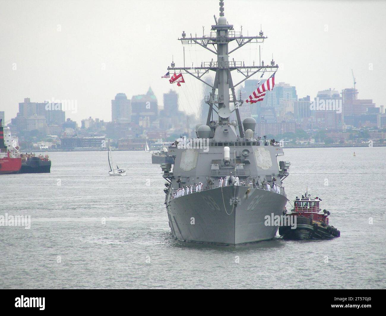 USS The Sullivans (DDG 68 Stock Photo - Alamy