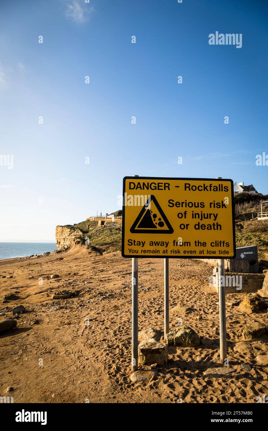 Danger warning sign coastal erosion hi-res stock photography and images ...