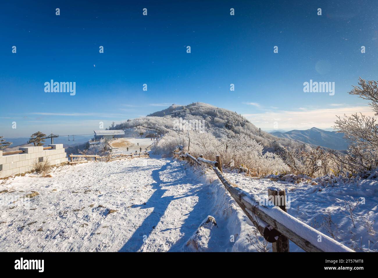 Korea Winter atop Deogyusan Mountain at Deogyusan National Park near ...