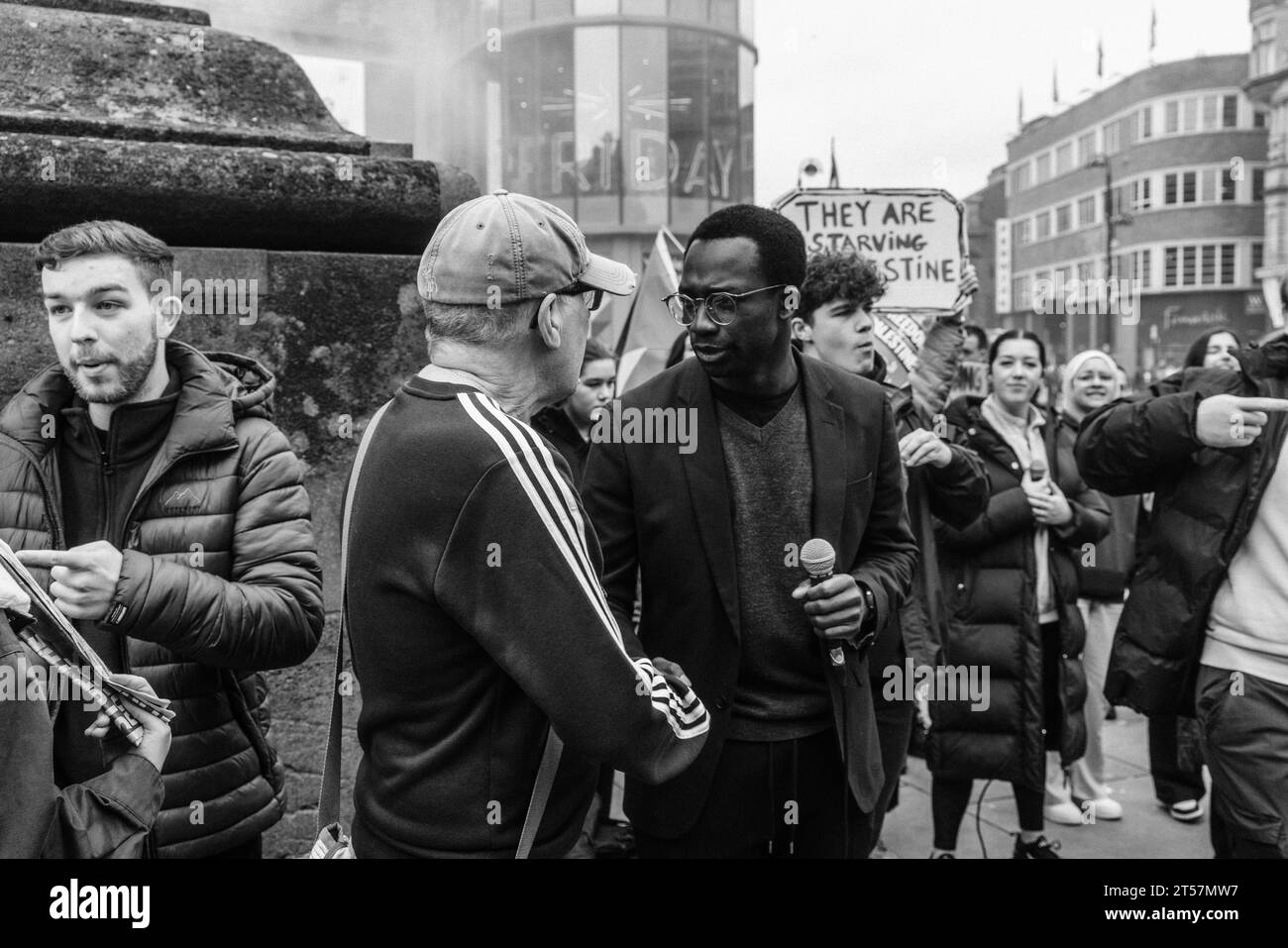 Two police men on Black and White Stock Photos & Images - Alamy