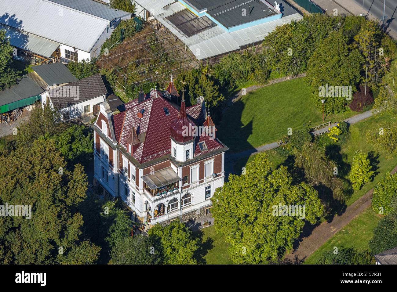 Luftbild, Villa Eiringhausen Wohnhaus Reichsstraße 24 mit rotem Dach ...