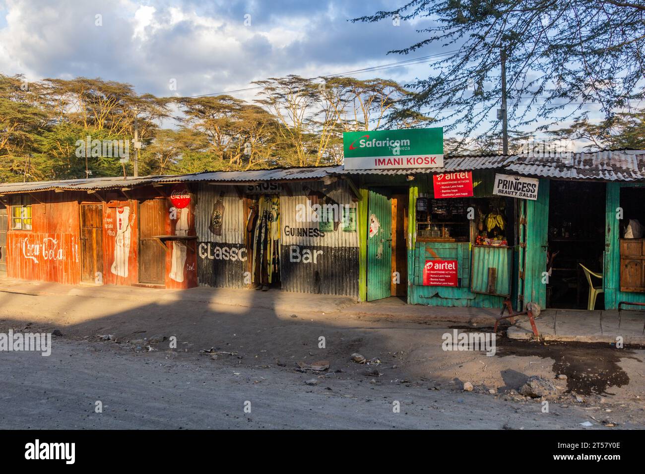 Kenyan village rural hi-res stock photography and images - Alamy