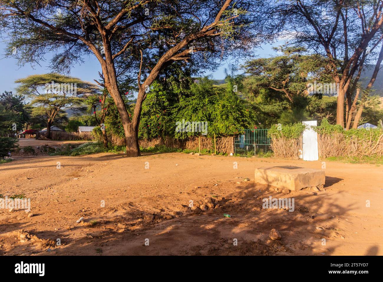Street in South Horr village, Kenya Stock Photo - Alamy